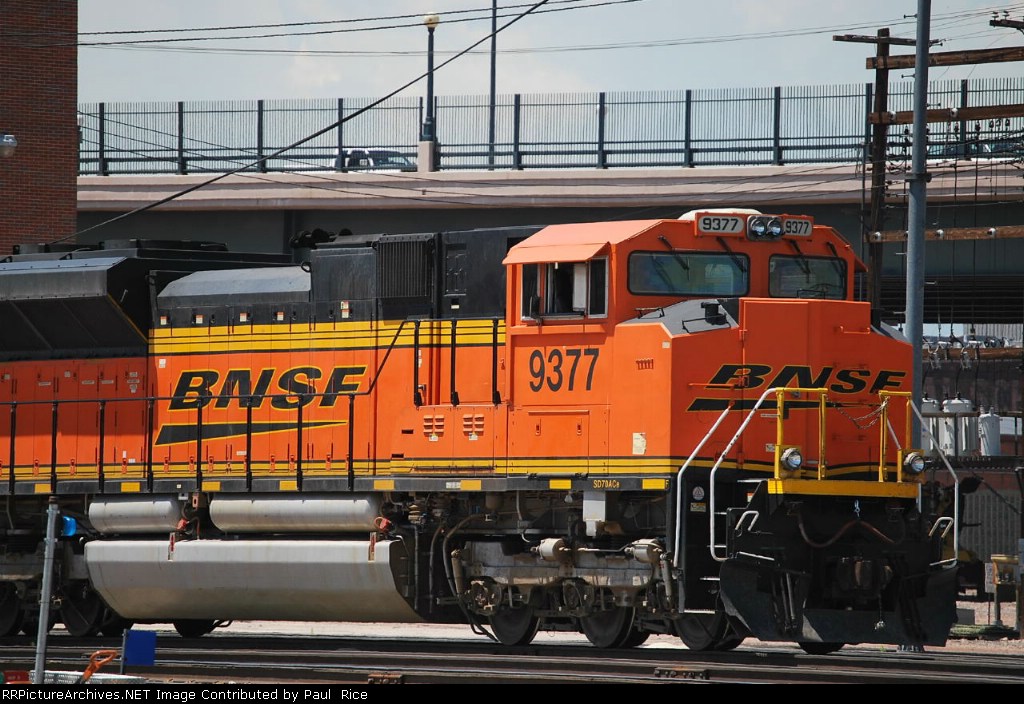 BNSF 9377